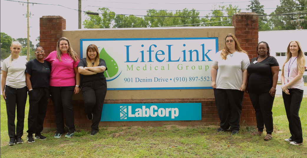 Providers - LifeLinkMedicalGroup